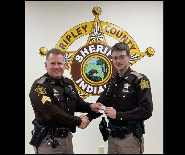 Ripley County deputy receives Life Saving Award – WRBI Radio